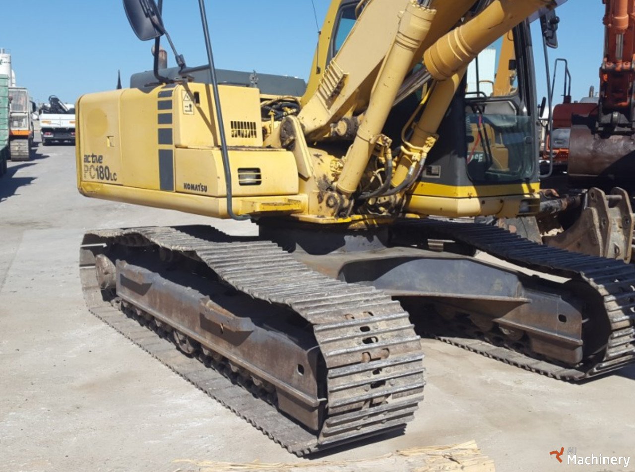 KOMATSU PC180 LC Bėginiai ekskavatoriai (1999 m.) |ID 640